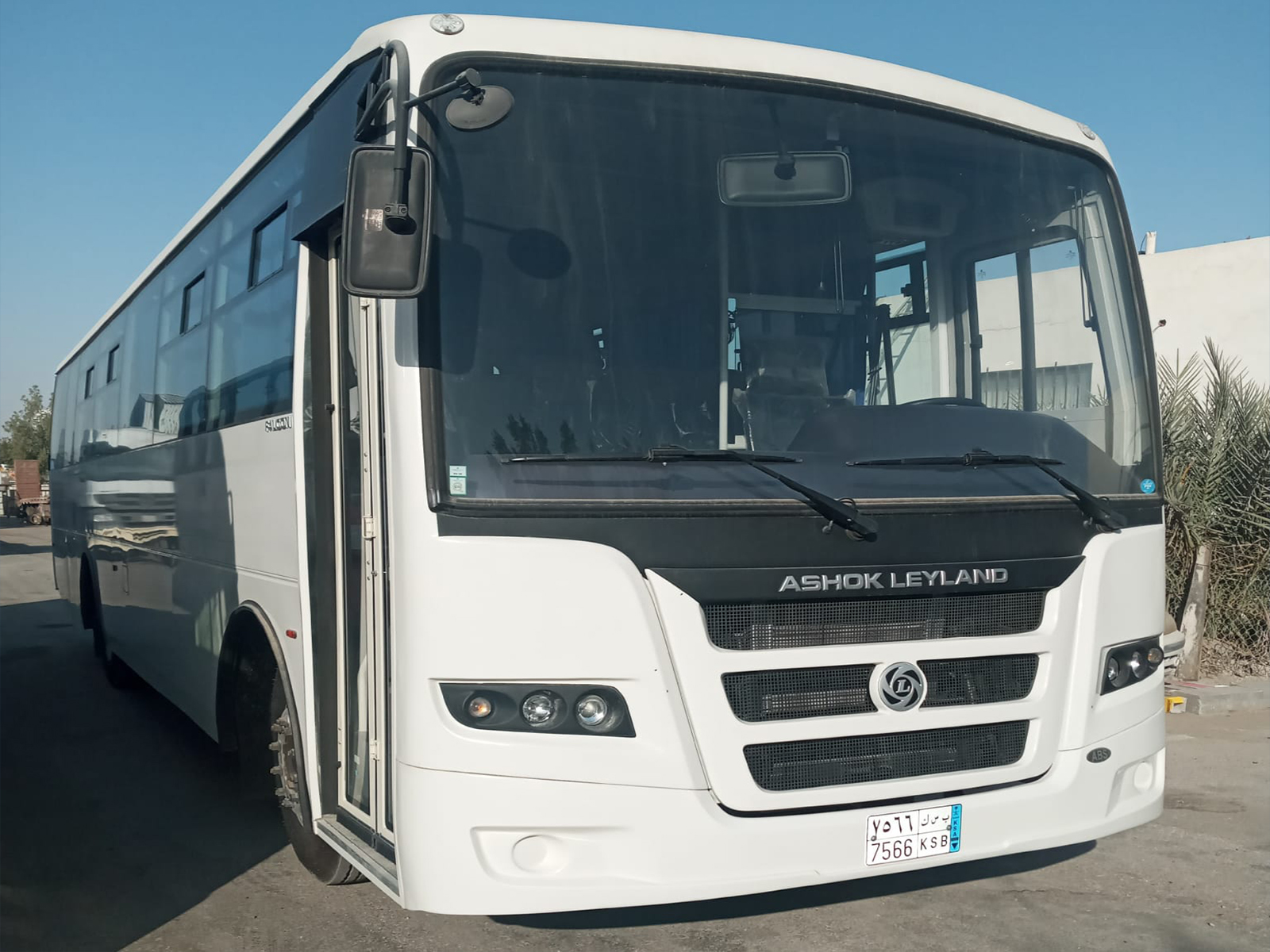 Crew bus service – A Tawseel Al Khaleej Group of Company